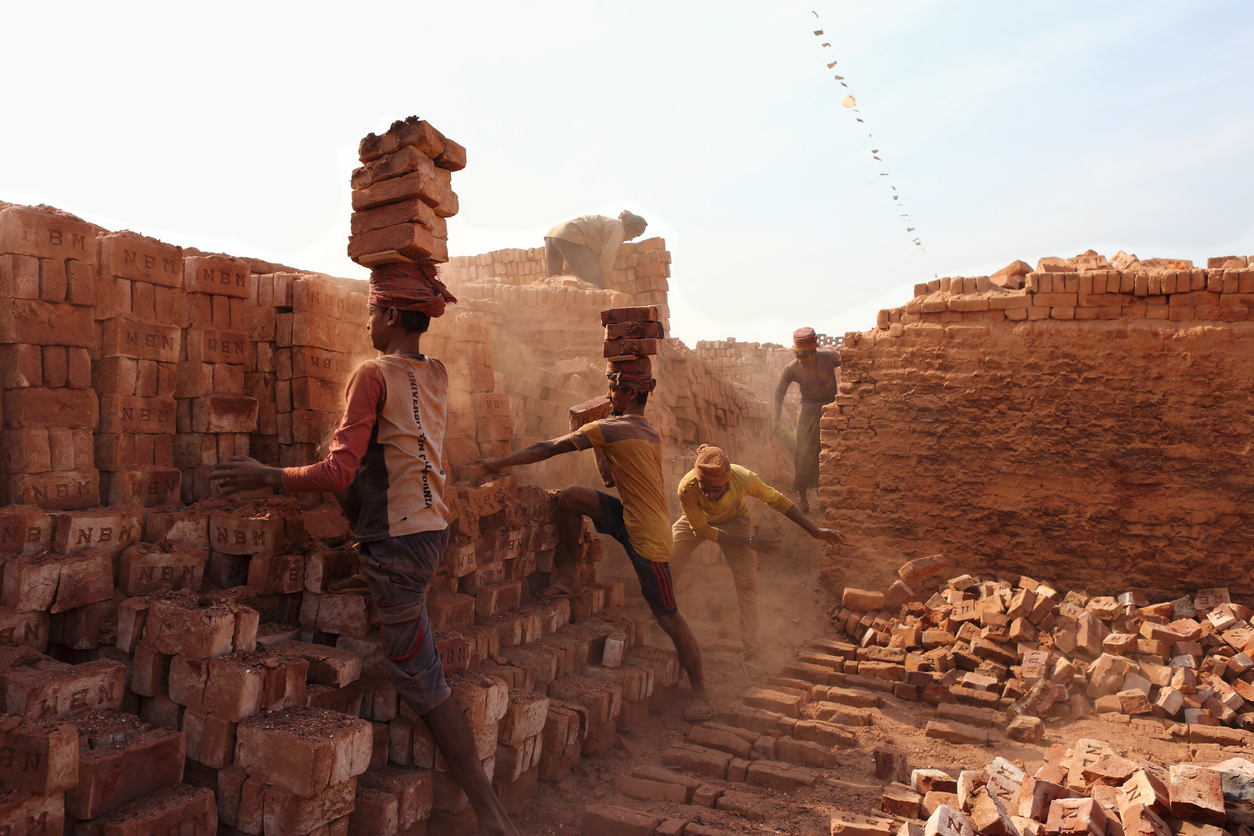 Denúncias de trabalho escravo aumentam 45% em São Paulo - O Amarelinho